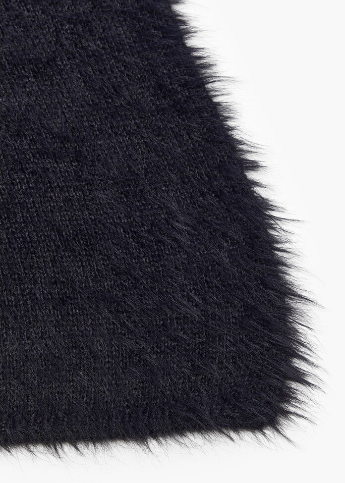 Fluffy Black Poncho: Plus Size Women's | Taking Shape AU