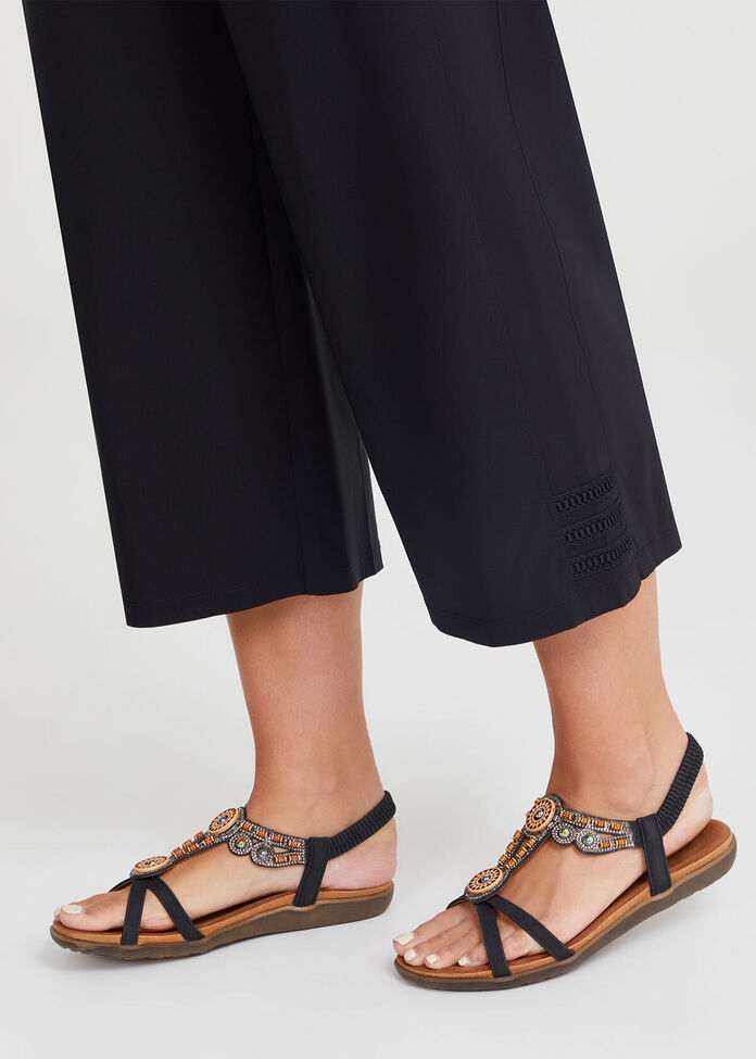 Bamboo Trapeze Crop Pants: Plus Size Women's | Taking Shape AU