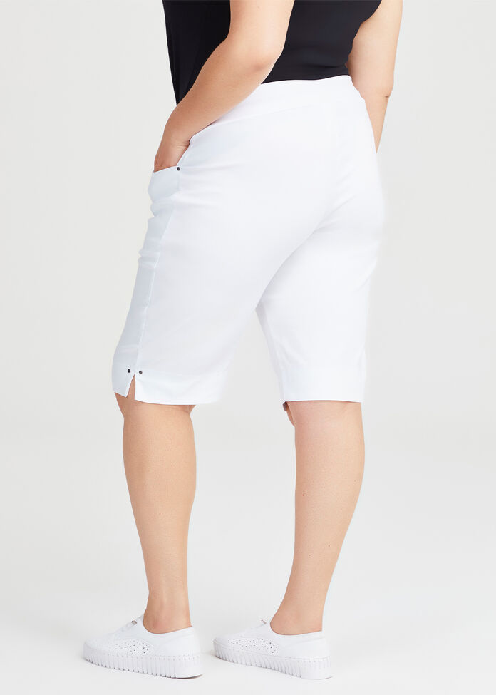 Shop Plus Size Editorial Everyday Short, White | Taking Shape NZ