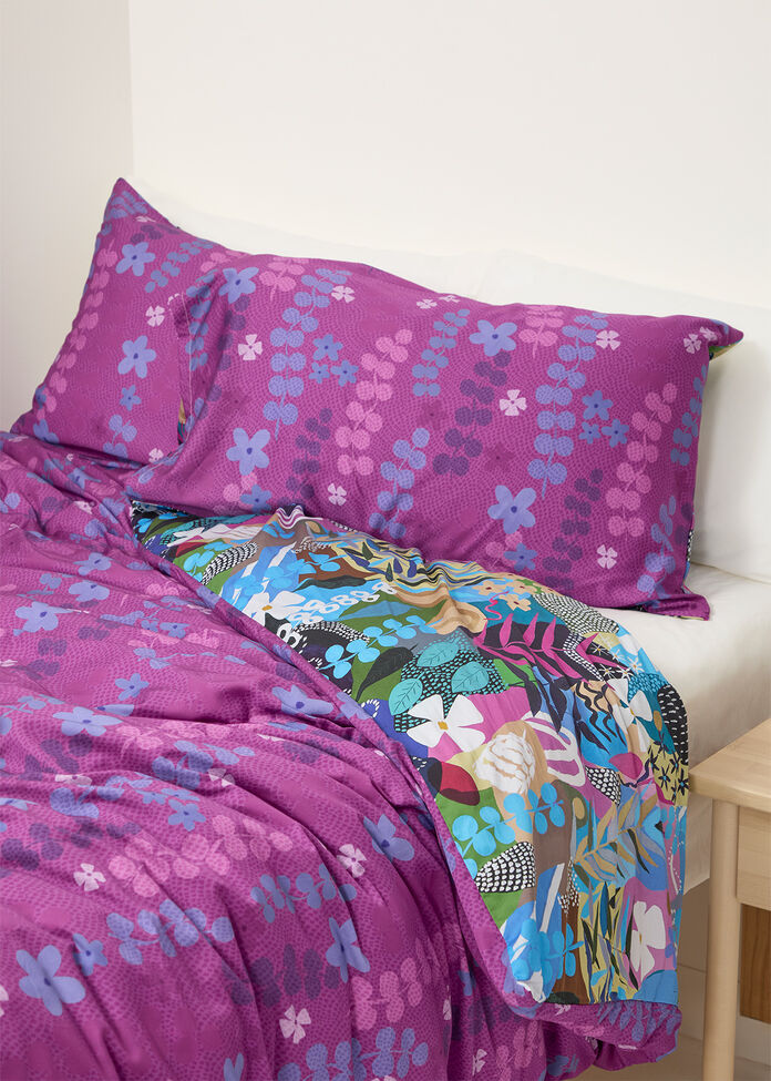 Shop Joan Blond Reversible Queen Quilt Cover Set in Multi | Accessories ...