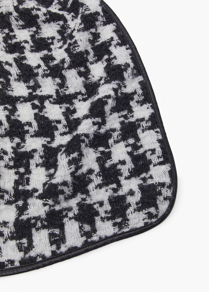 Shop Houndstooth Cape | Accessories | Taking Shape