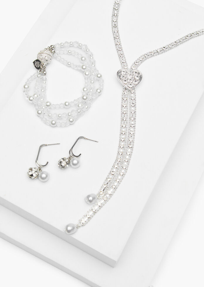 Shop Diamante Heart Lariat Necklace in Silver | Accessories | Taking ...