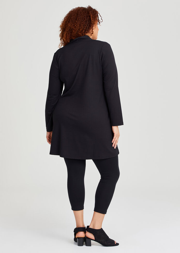 Plus Size Ponte Tunic: Black & Versatile | Taking Shape AU