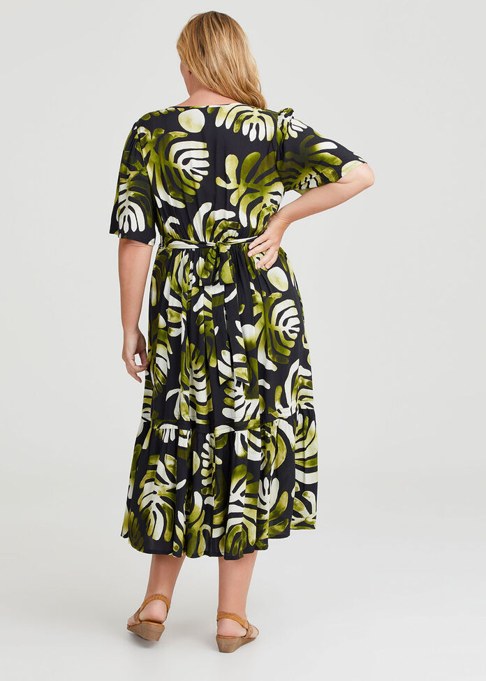 Plus Size Women's Natural Ceres Maxi Dress Green | Taking Shape NZ