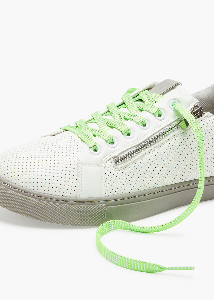 Shop Set of 2 Metallic Shoe Laces in Pink | Accessories | Taking Shape AU