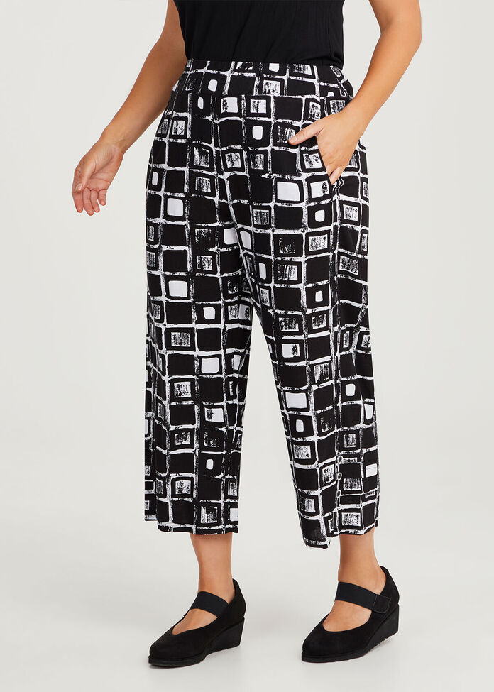 Plus Size Women's Button Hem Crop Pants | Taking Shape AU