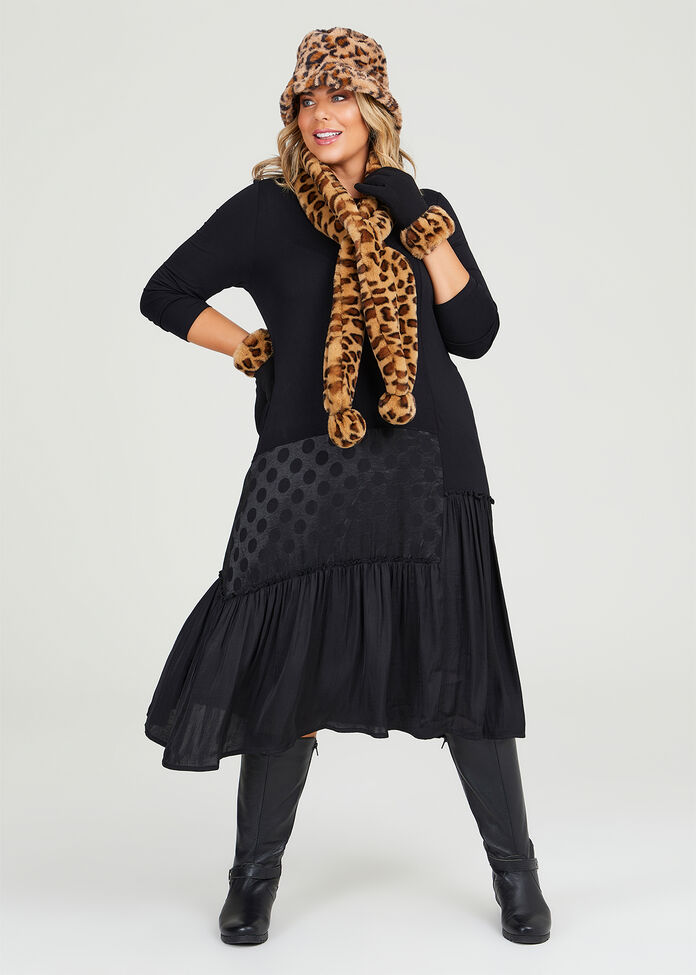 Shop Animal Fur Gloves in Black | Accessories | Taking Shape AU