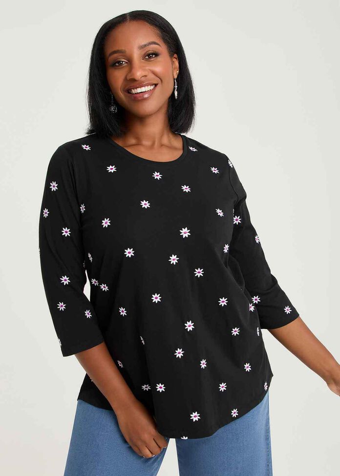 Shop Plus Size Cotton Embroidery Daisy T-shirt, Black | Taking Shape NZ
