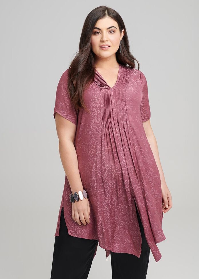 Shop Plus Size Luxe Jacquard Tunic In Green Taking Shape Au