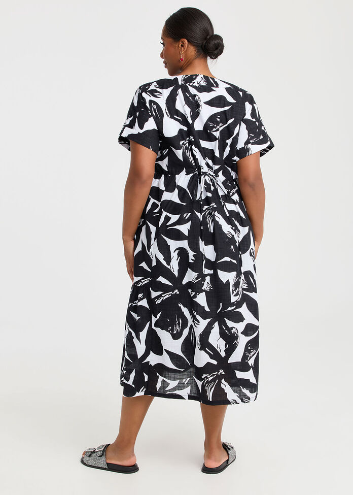 Shop Plus Size Cotton Floral V-neck Dress, Floral | Taking Shape AU