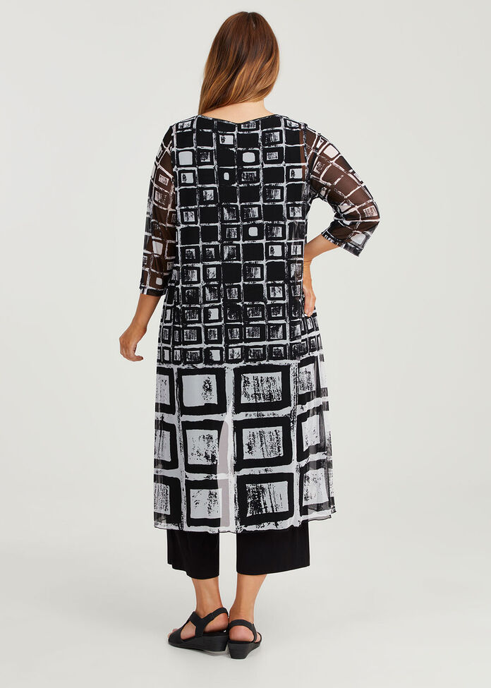 Plus Size Women's Black & White Mesh Tunic | Taking Shape NZ