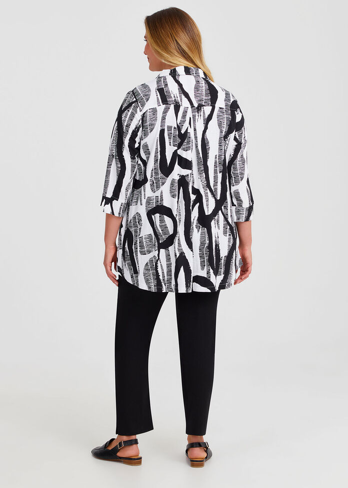 Plus Size Women's Black & White Abstract Shirt | Taking Shape AU