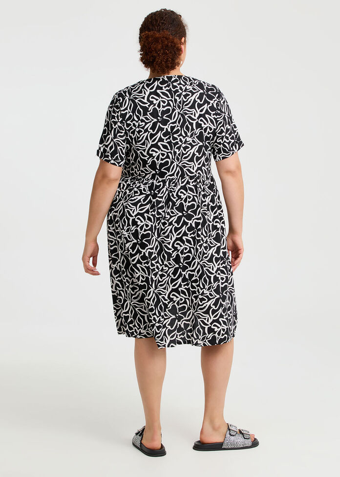 Shop Plus Size Natural Holiday Pocket Dress, Floral | Taking Shape AU