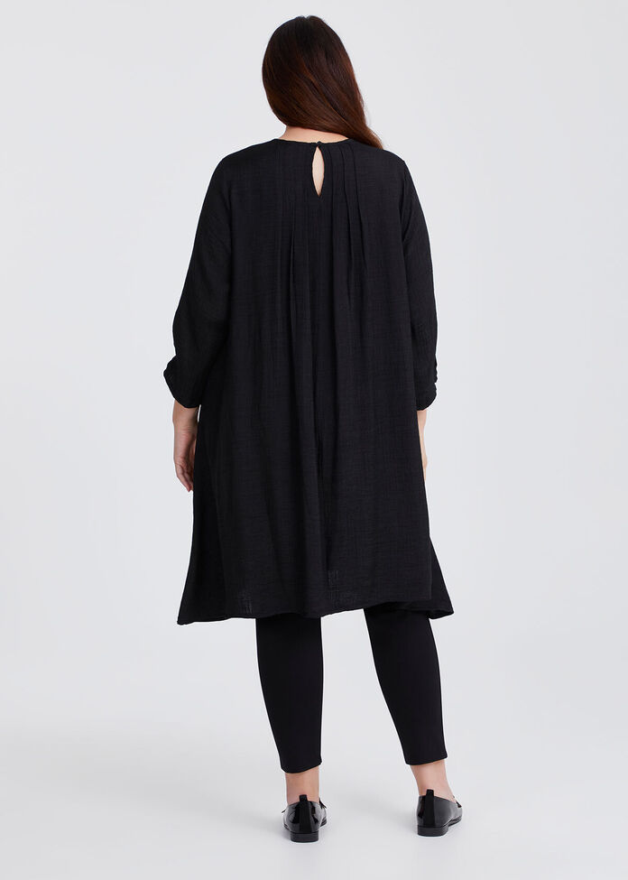 Shop Plus Size Amber Crinkle Split Front Tunic, Black | Taking Shape NZ