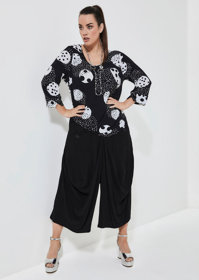 Shop Plus Size Pocket Detail Natural Skant, Black | Taking Shape AU