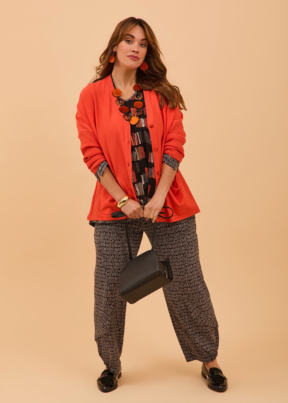 Shop Plus Size Lantern Pocket Natural Print Pant, Print | Taking Shape AU