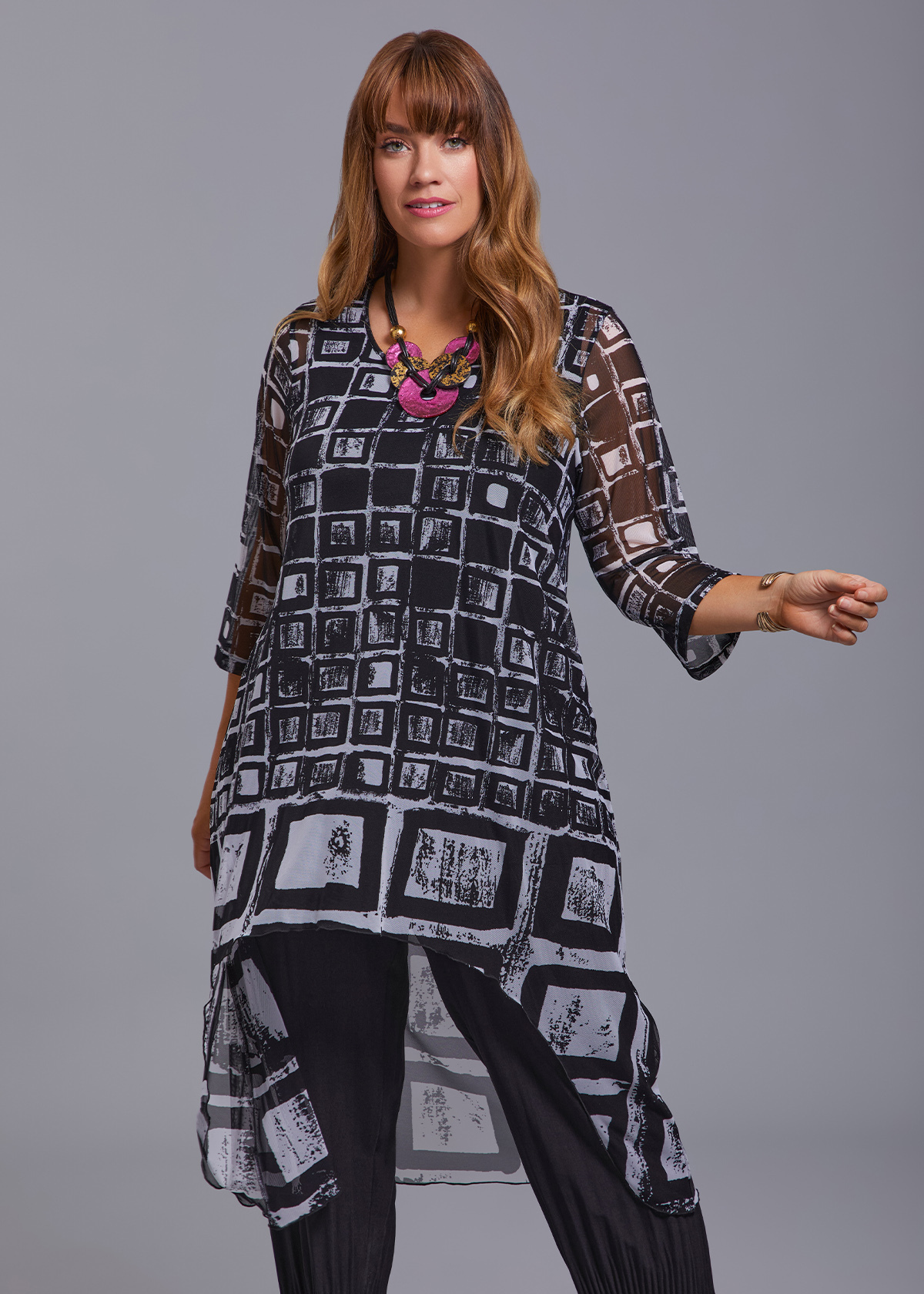 Plus Size Women's Black & White Mesh Tunic | Taking Shape NZ