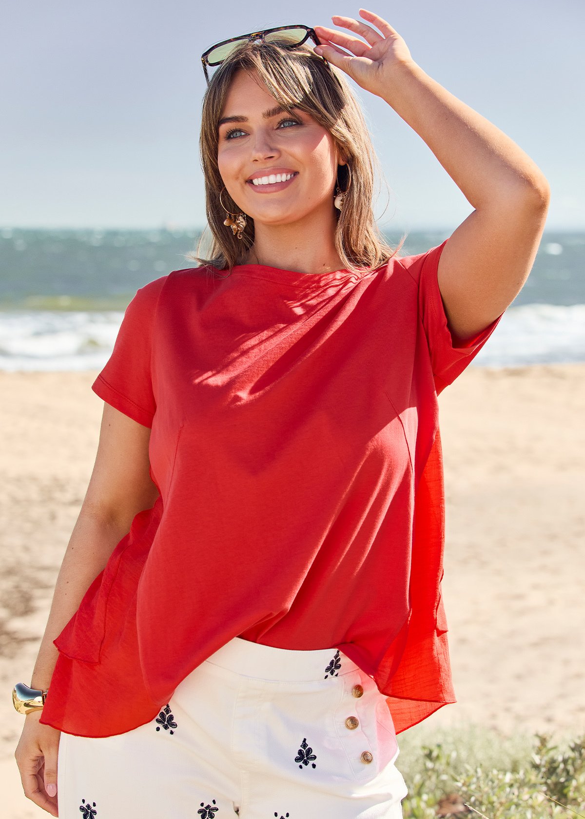 Shop Plus Size Cotton Mix Scoop Neck Top, Red | Taking Shape NZ