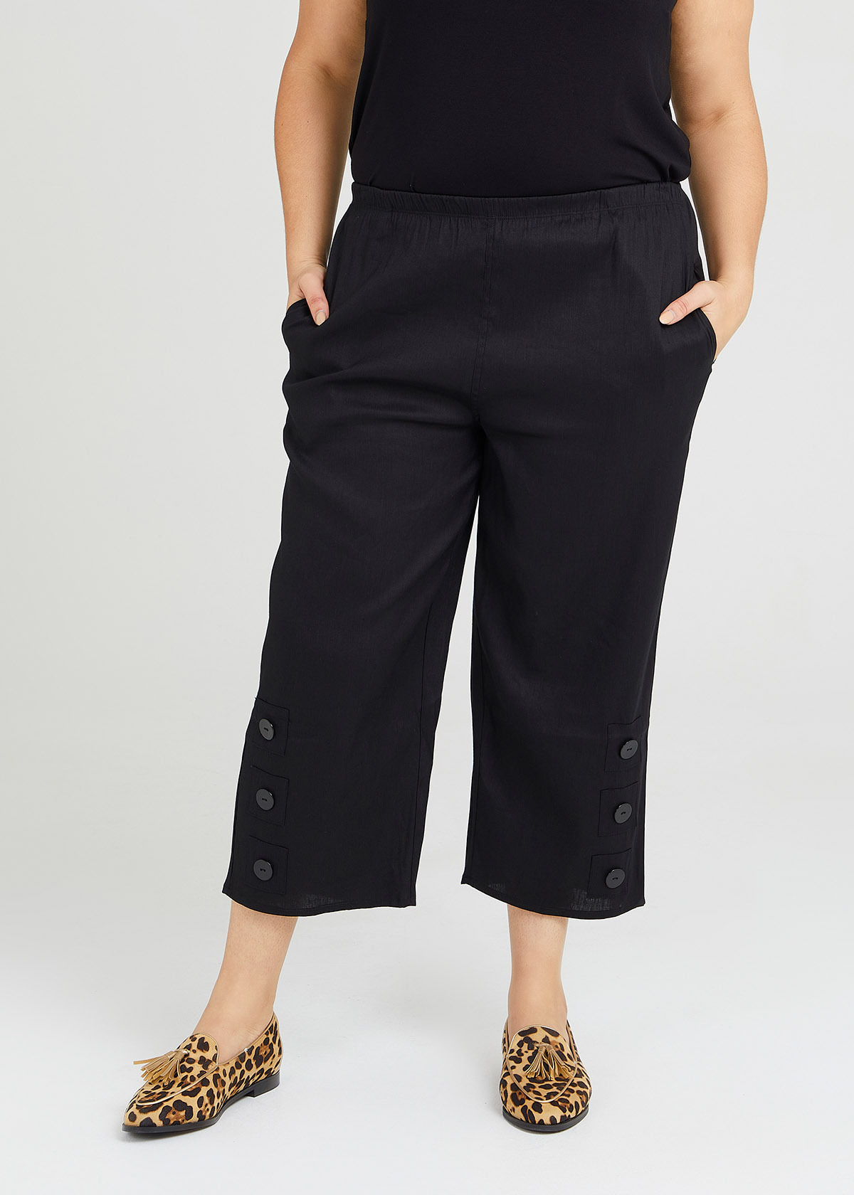 Shop Plus Size Linen Freedom Crop Wide Leg Pant in Black | Taking Shape NZ