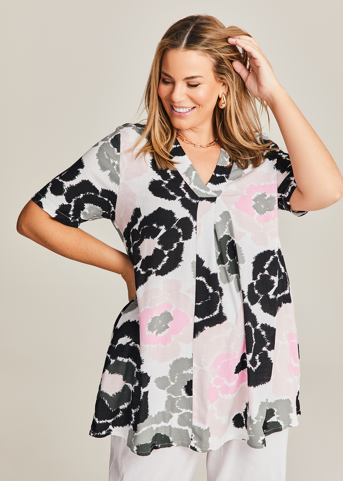 Shop Plus Size La Vie En Rose Natural Tunic, Multi | Taking Shape AU